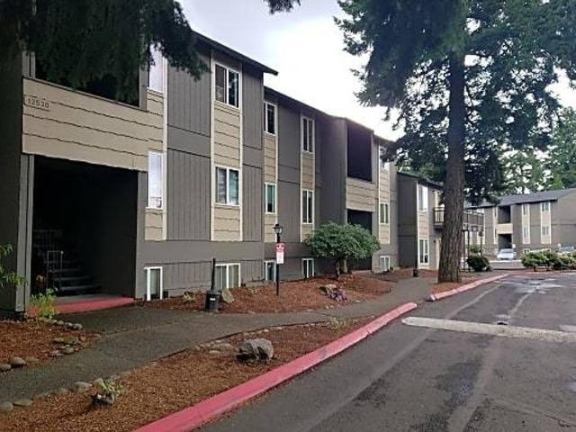 2Bedoom 1Bath 2 Bedroom Apartment for Rent at 12450 Se Powell Ct, Portland, OR 97236 Powellhurst Gilbert