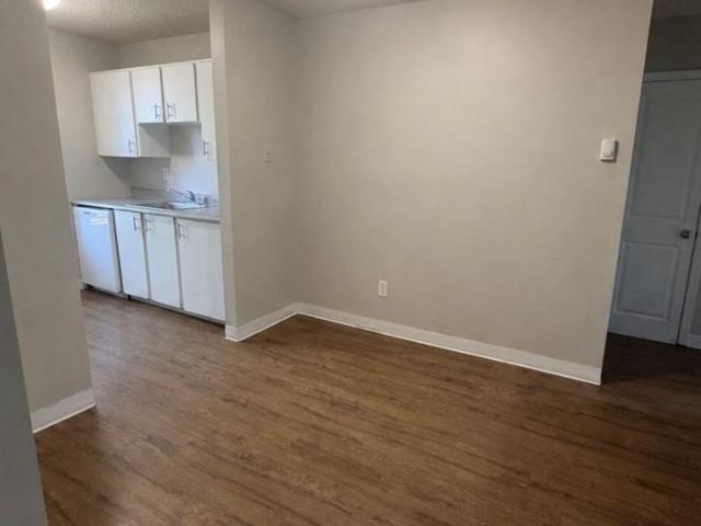 2Bedoom 1Bath 2 Bedroom Apartment for Rent at 12450 Se Powell Ct, Portland, OR 97236 Powellhurst Gilbert