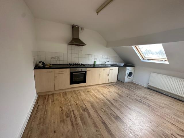 2beds FLAT For Rent