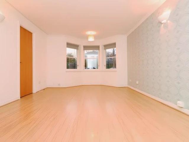2Bedrooms, 1Bathrooms
