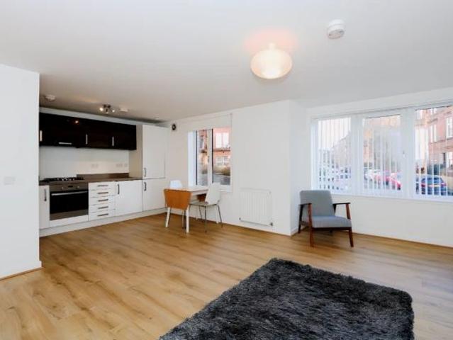 2Bedrooms, 1Bathrooms