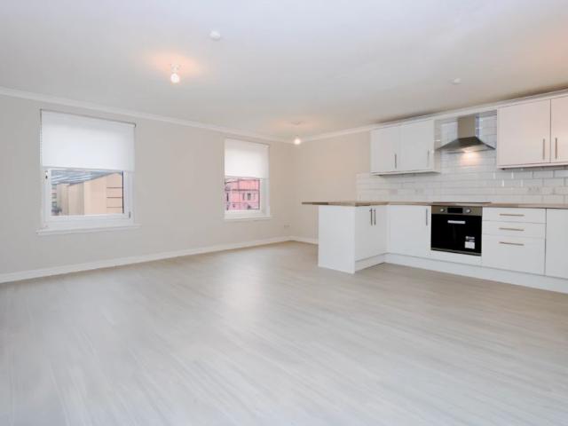 2Bedrooms, 1Bathrooms
