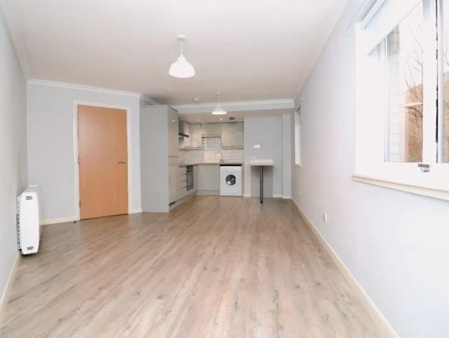 2Bedrooms, 1Bathrooms
