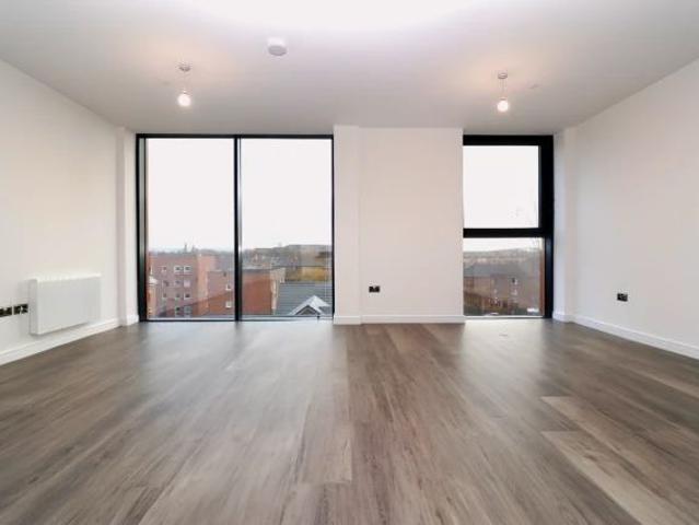 2Bedrooms, 2Bathrooms