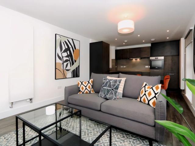 2Bedrooms, 2Bathrooms