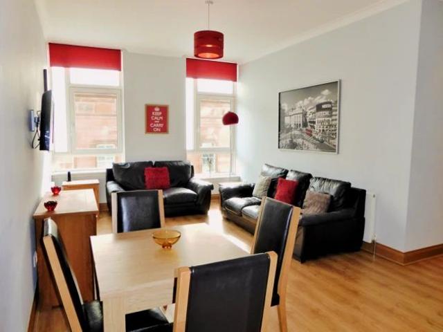 2Bedrooms, 2Bathrooms