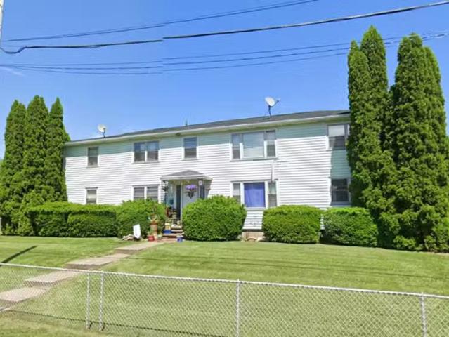 2BR/1.0BA 589 Rock Beach Rd
