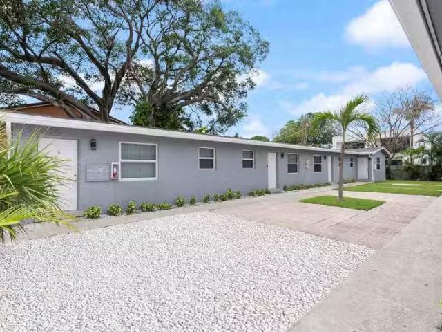 2BR/1.0BA ACS 322 LLC