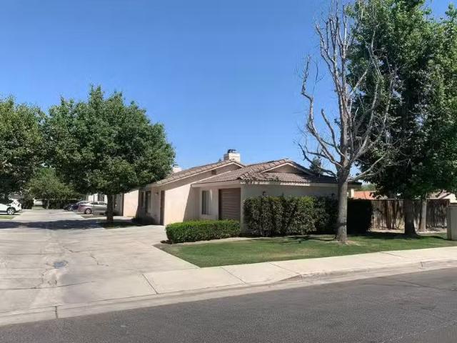 2BR/1.0BA Brookside Dr 3216