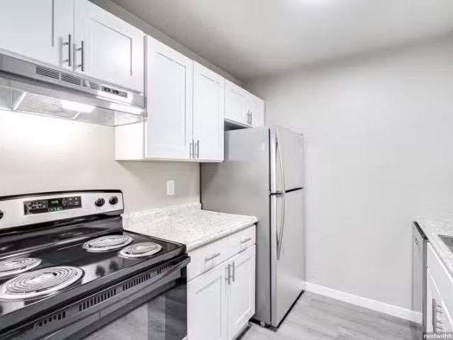 2BR/2.0BA Haven Park Apartments