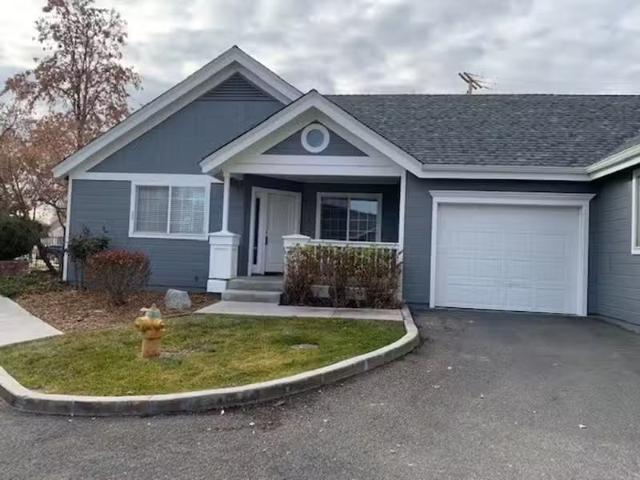 2BR/2.5BA 1243 High School Street