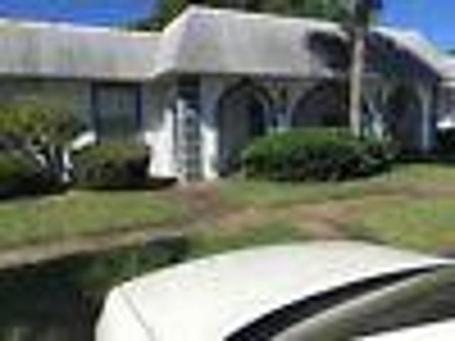 2BR/2BA Fantastic Condo. Great neighbors. Close to everything for sale in New Port Richey, Florida