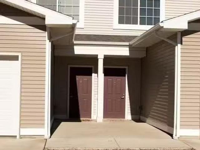 2BR 1621 Abraham Pkwy #4