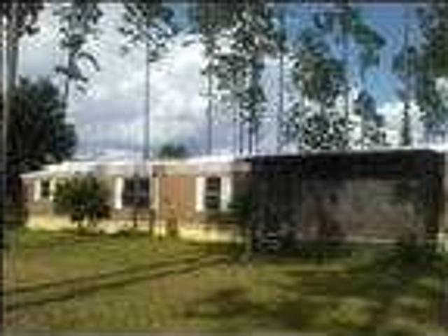 2br 2/2 mobilhome down a long private country dirt road