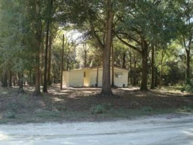 2br 864ft² Quiet Country Living, Possible Second Home Site Ocala for sale in Ocala, Florida