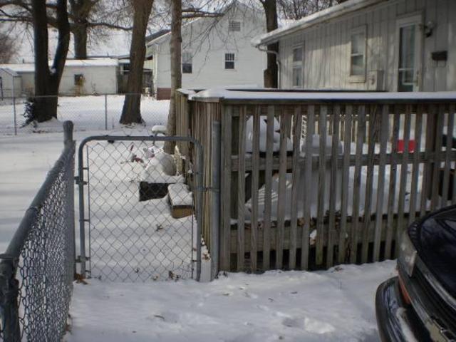2br 912ft² WOW! Would make a great start for sale in Moberly, Missouri