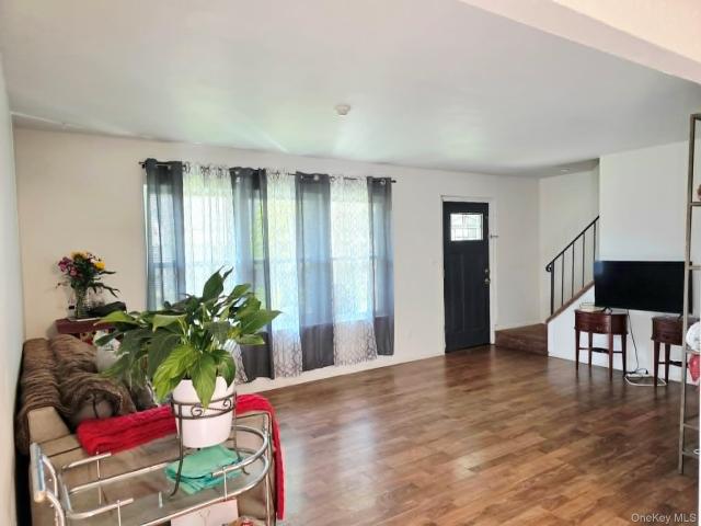 2E Ethan Allen Court