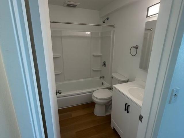 2nd and Lake Apartments 1 Bedroom Apartment for Rent at 407 407 2nd Street South & 410 Lake Street South, Kirkland, WA 98033 Moss Bay