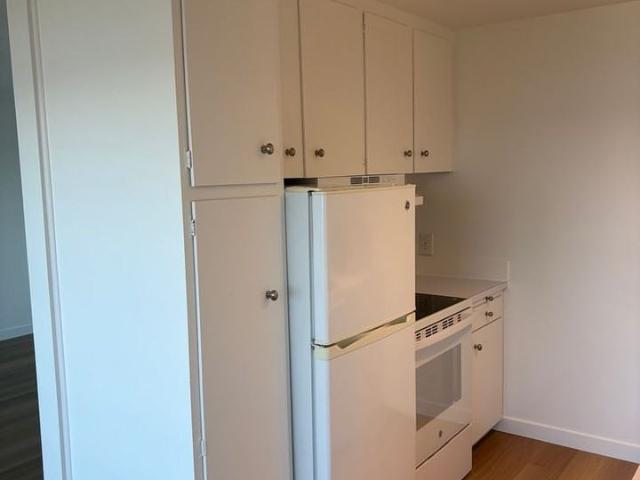 2nd and Lake Apartments 2 Bedroom Apartment for Rent at 407 407 2nd Street South & 410 Lake Street South, Kirkland, WA 98033 Moss Bay