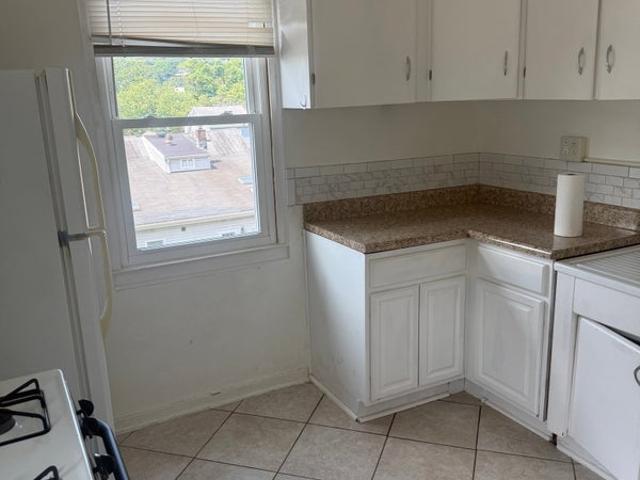 2nd Floor 1 Bedroom