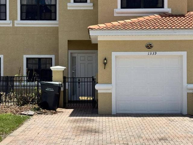 2nd floor bdrm Tuscany Preserve