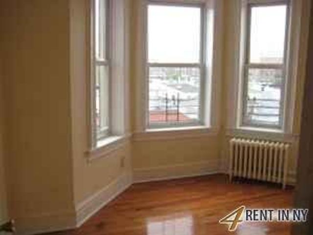 @2nd Floor H, W INCLNear Light Rail