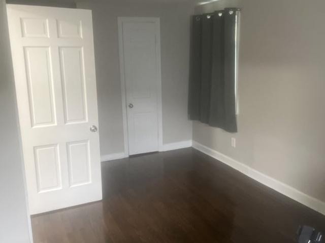2nd Floor Master bed / 2nd floor room