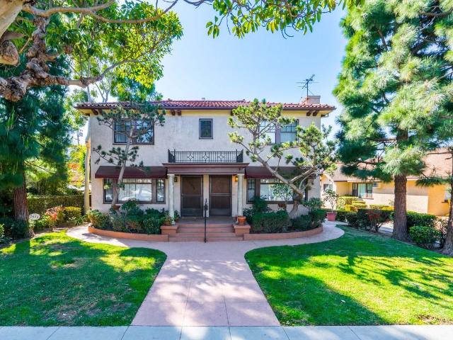 2nd Street Property Studio Apartment for Rent at 3512 E 2nd St, Long Beach, CA 90803 Belmont Heights