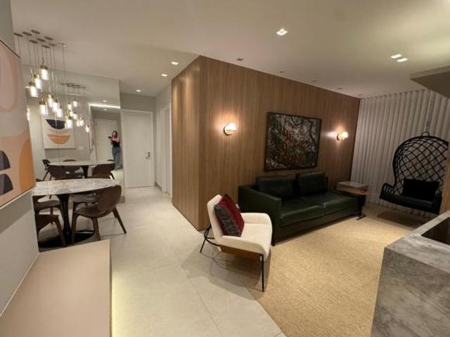 2qts sendo 1 suite, 2vgs, lazer, aceita financ 61 99463 5151