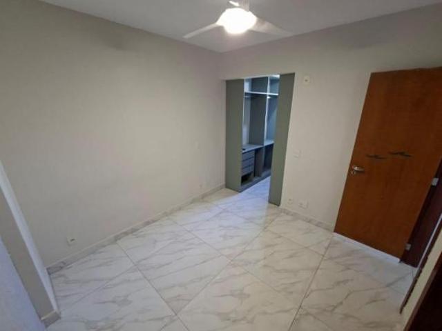 2QTS SENDO 1 SUITE, LAZER, COND FECHADO, 1 VG, 61 99463 5151