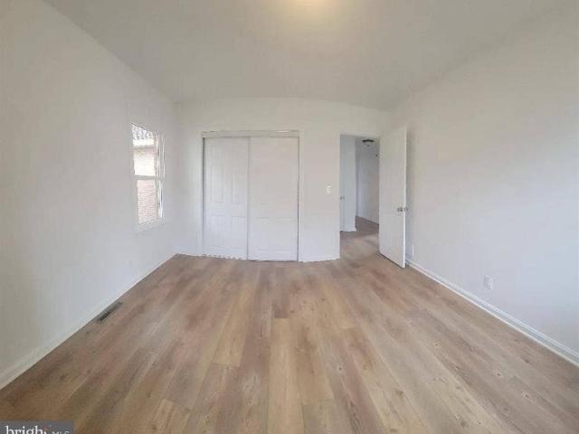 2Rooms 2Rent NEED LEASE AGREEMENT!