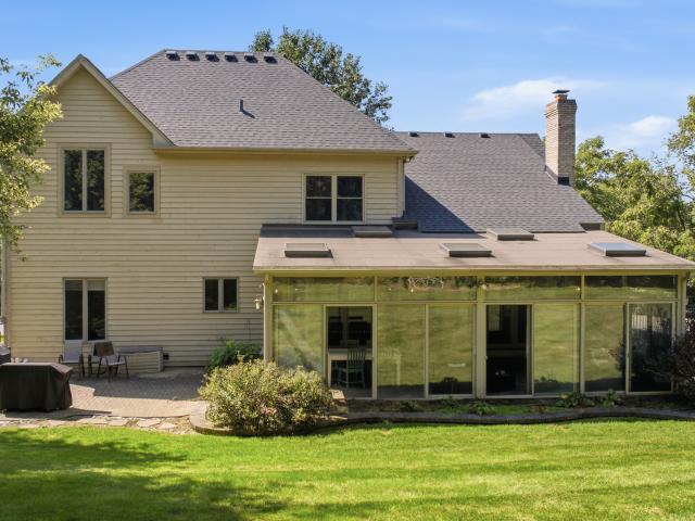 2S291 Pine Row Court
