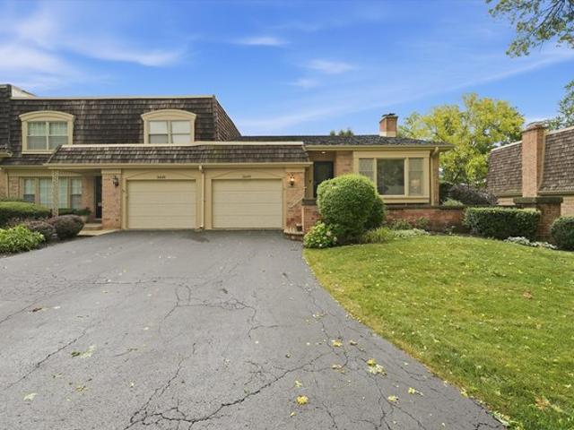 2S649 Avenue Normandy E, Oak Brook, IL 60523