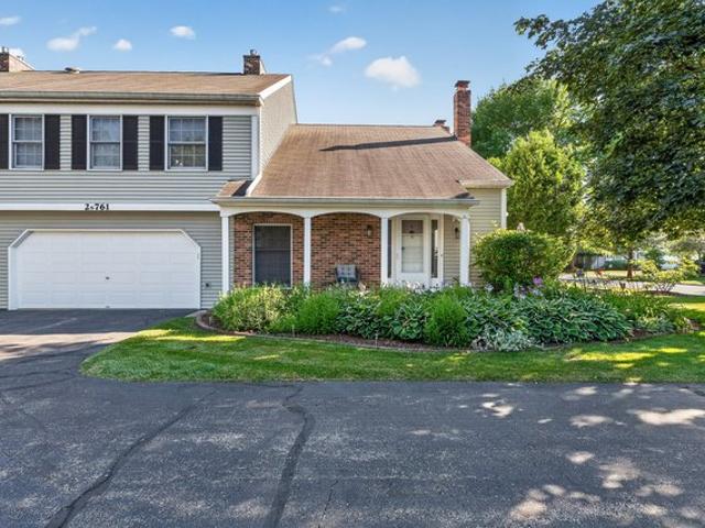 2S761 Grove Ln, Warrenville, IL 60555