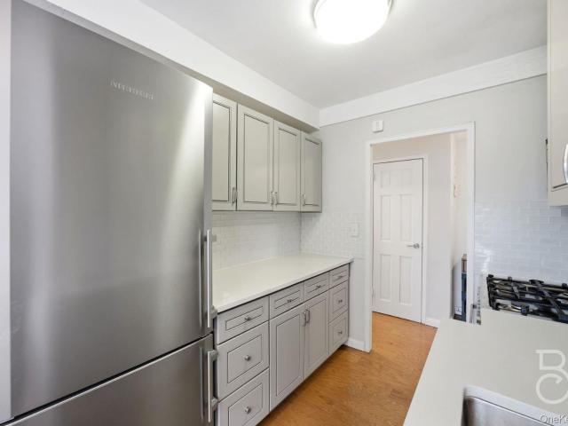 33 43 14th Street 10A