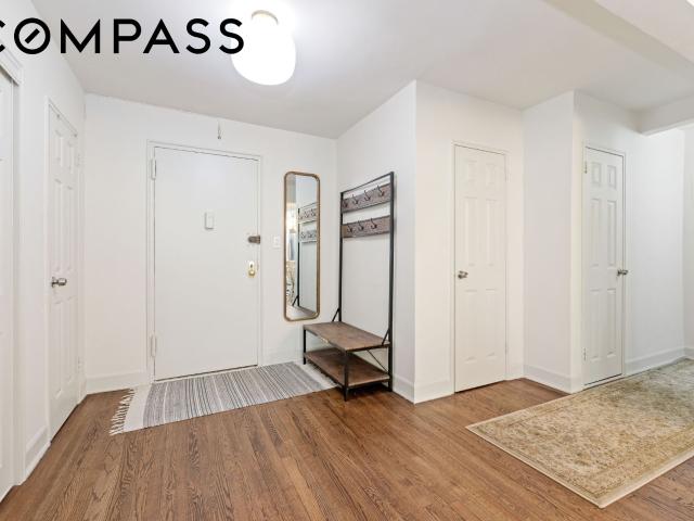 33 45 94th Street, Queens, NY