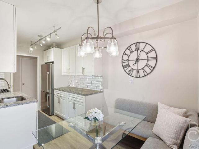 33 64 21st Street 6D