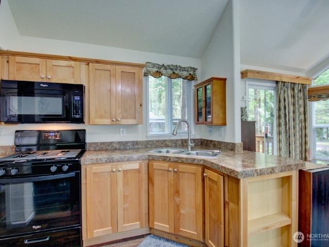 33 2 Wilderness Way