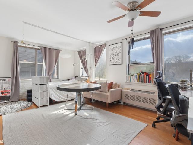 33 30 61st Street, Queens, NY