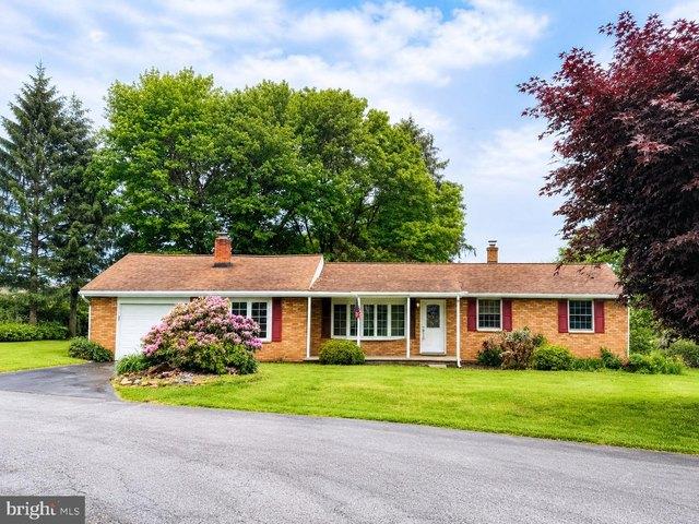 33 3rd Ave, Pottsville, PA 17901