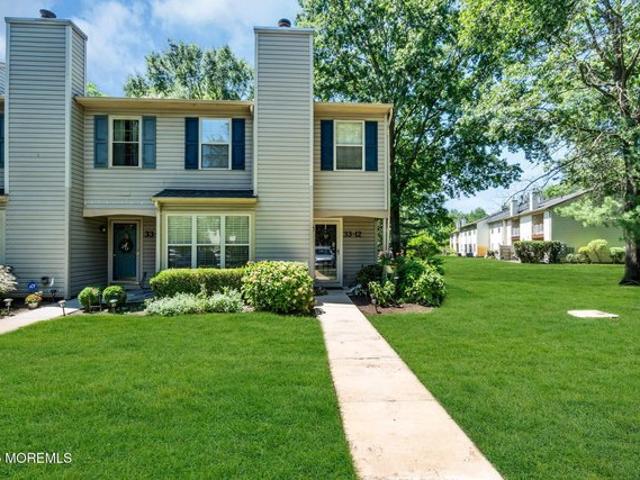 33 Trumbull Dr Apt 12, Freehold, NJ 07728