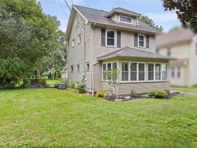 33 Tryon Park