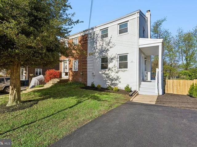 33 Underwood Pl, Alexandria, VA 22304
