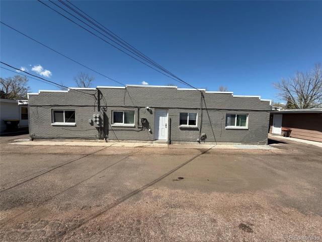 33 University Dr, Colorado Springs, CO 80910 | MLS #3703 | Compass