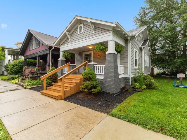 33 W Mechanic Street