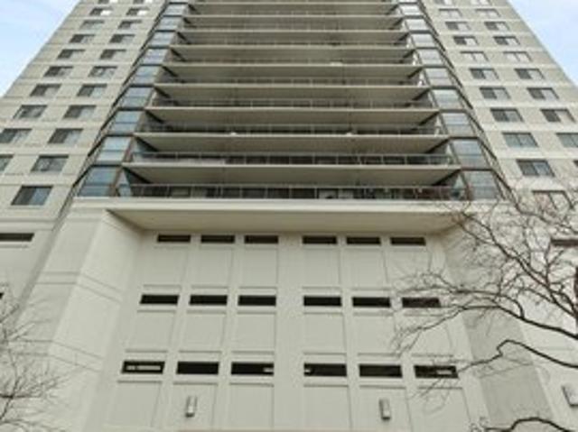 33 W Delaware Pl Apt 18H, Chicago, IL 60610