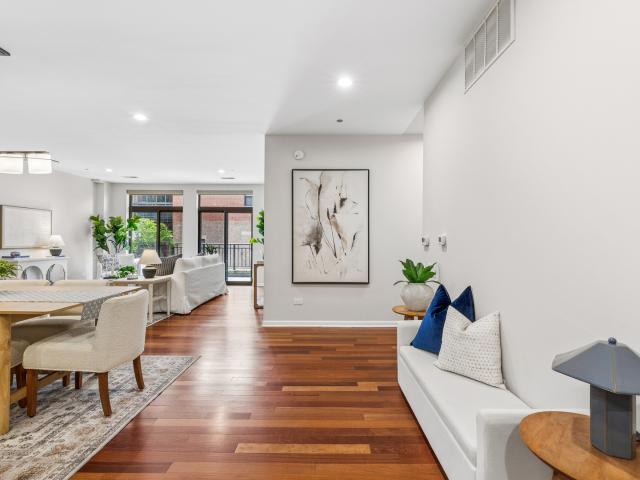 33 W Huron Street # 502