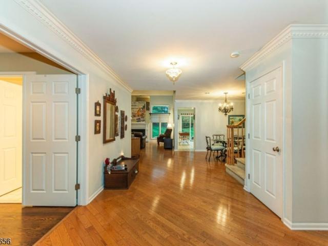 33 Waterford Dr, Montville, NJ 07045 | MLS #4024 | Compass