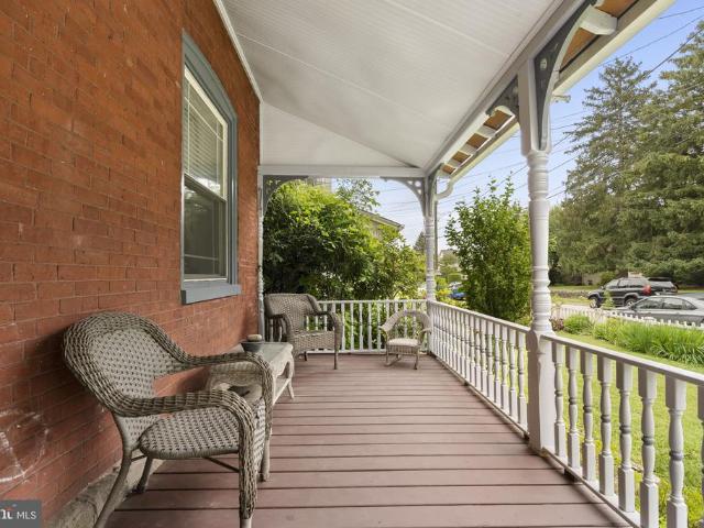 33 Waverly Road