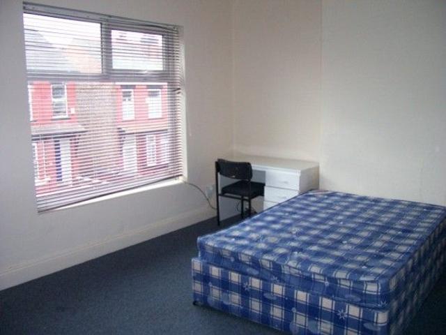 33 Whity Road 4 bed Student House
